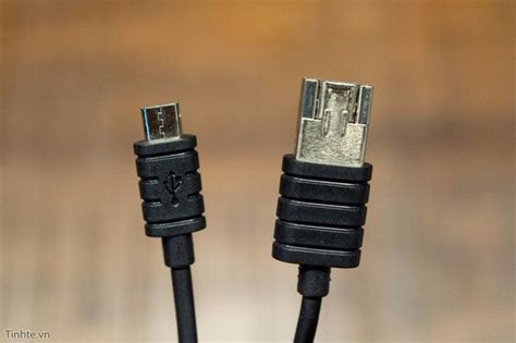 Trên Tay Một Vài Sợi Cáp Usb Otg 2 Trong 1 Cáp Microusb Cắm 2 Chiều