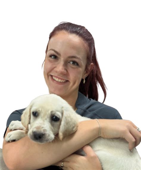 Julia Thacker After Hours Vet Australia