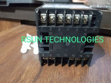 Subzero Pt330a T W2c30 Single Set Point Pid Controller O P Relay 10amp At 1050 Piece In Mumbai