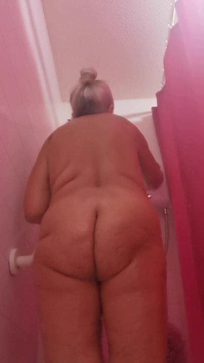 Wife In The Shower British Bathroom Amateur Porn Xhamster
