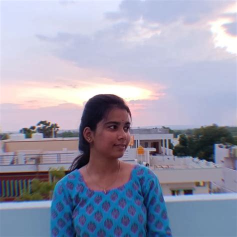 Priya🧿 (@priya_poluka) • Threads, Say more