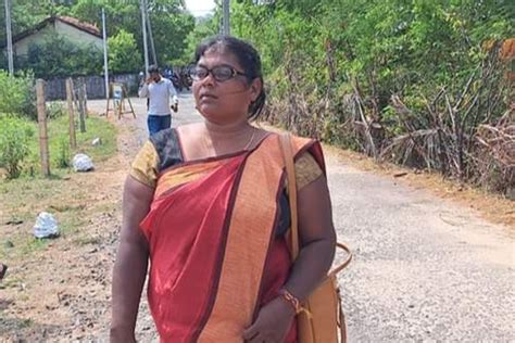 தமிழ்த் தேசிய மக்கள் முன்னணி மகளிர் அணி பொறுப்பாளர் கைது Photos Muthanmai