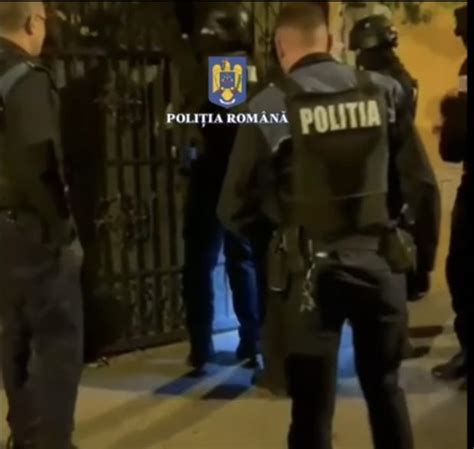 Mandate De Percheziții La Domiciliile Unor Persoane Bănuite De