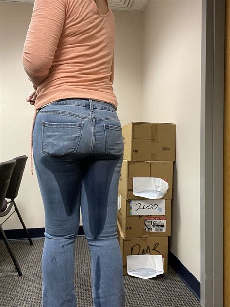 Embarrassing Accident At Work Today Omorashi Experiences Omorashi