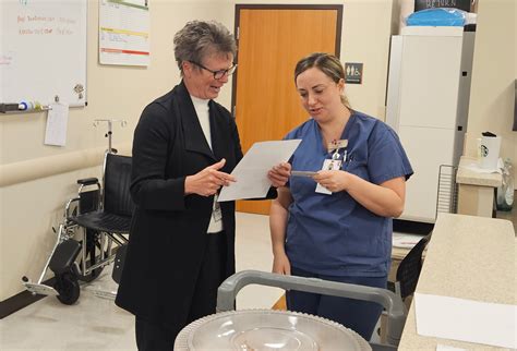 Daisy Award Nominee Chelsy Davis Coquille Valley Hospital