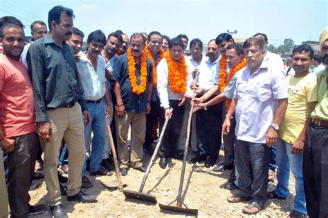 Jammu East Mla Rajesh Gupta Started The Blacktopping Work At Ware House