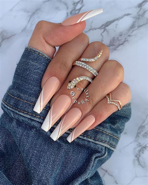 266 Likes 1 Comments Kynda Nailsxkynda On Instagram White French Tip Press Ons Dm Me To
