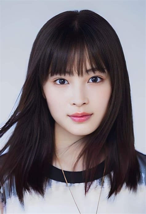ボード「suzu Hirose」のピン 広瀬 すず 画像 顔 ショートヘア 女の子