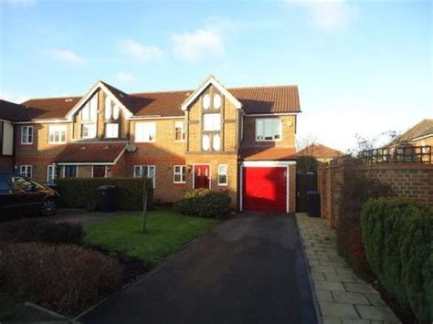 Property Valuation 32 Ridgeways Church Langley Harlow Cm17 9hf
