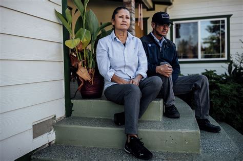 ‘praying So Nothing Happens Wildfire Survivors In Paradise Vigilant