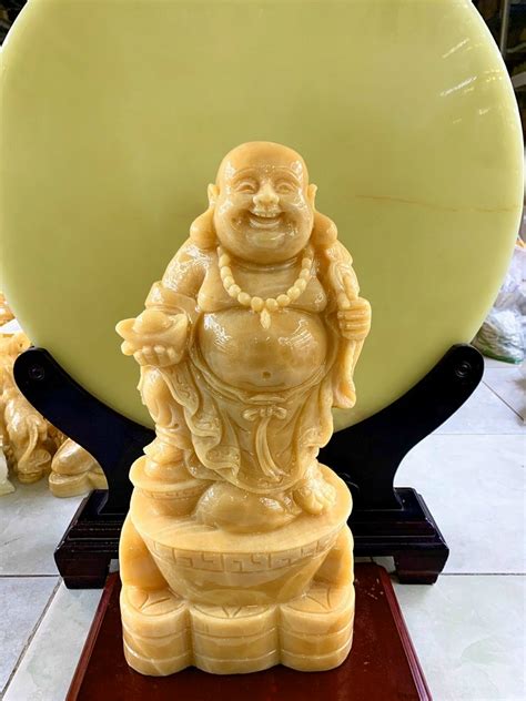Tượng Phật Di Lặc đứng Trên Thỏi Vàng Phong Thủy đá Ngọc Hoàng Long