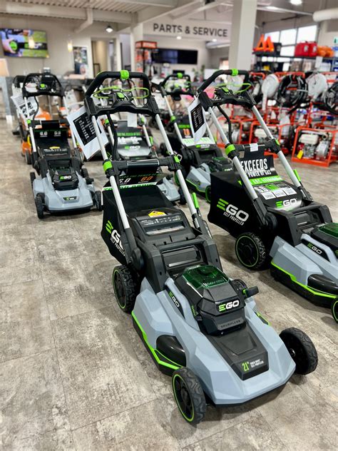 Keddies 𝐂𝐥𝐞𝐚𝐧𝐞𝐫 𝐪𝐮𝐢𝐞𝐭𝐞𝐫 𝐚𝐧𝐝 𝐣𝐮𝐬𝐭 𝐚𝐬 𝐬𝐭𝐫𝐨𝐧𝐠 𝐚𝐬 𝐠𝐚𝐬 Ego Self Propelled Mowers Deliver A