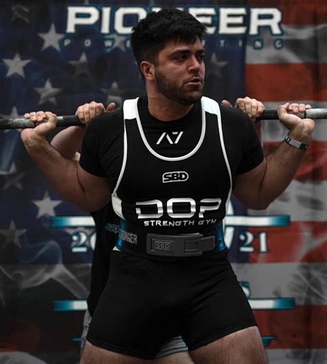 5 Best Eccentric Glute Exercises Plus Sample Workout