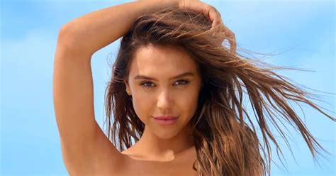 5 Breathtaking Photos From Alexis Rens Trip To Aruba Swimsuit