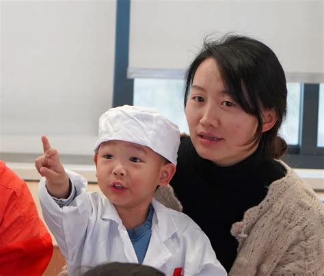 基层风采｜职业体验探馆任务，普陀区公共卫生科普中心有点嗨澎湃号·政务澎湃新闻 The Paper