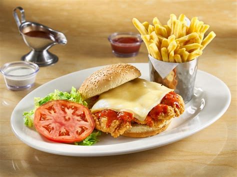 Spicy Crispy Chicken Sandwich The Cheesecake Factory Thailand