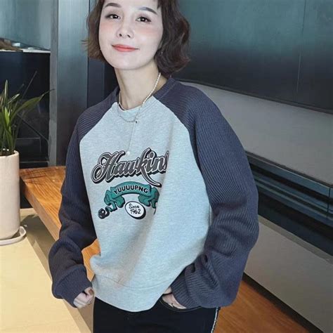 Deargod正韓女裝歐洲站2022秋季新款時尚圓領袖子針織拼接卡通字母印花長袖衛衣女 拓磊生活館 Iopen Mall