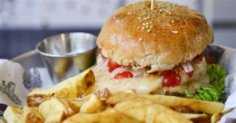 Ventas De Comida Rápida Siguen Creciendo Pero El Gasto Promedio Se