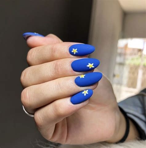 Te Ensino Como Ser Uma Nail Designer De Sucesso Ganhando 2 Mil Reais
