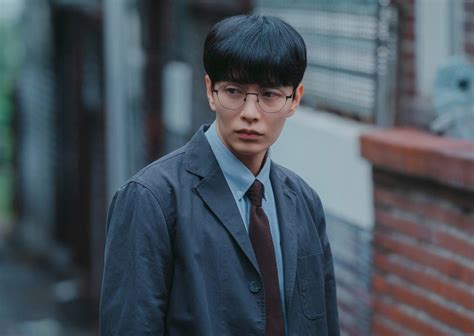 Disney K Drama Crash Lee Min Ki Kwak Sun Young Lead Action Comedy