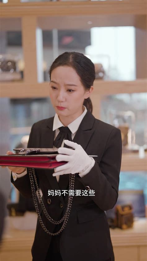 销冠额外奖励：豪门少奶奶一日体验，不，日日体验券