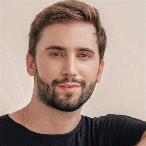Ruan Oliveira Ruan • Threads Say More