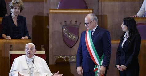 교황 희년 준비 로마시청 방문…가장 환영하는 도시되길