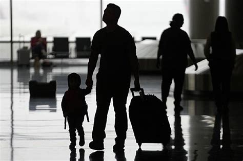 白宮正式宣布自11日起 旅客赴美無需新冠疫苗接種證明 上報 Line Today