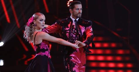 Rozlúčiť S Parketom Sa Museli Favoriti Kto Sa Teda Už Bez Nich