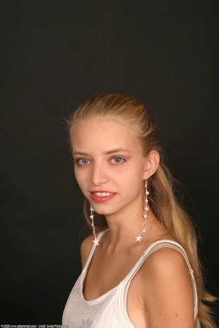 Claudia In ATK Premium Set Set 851 Claudia