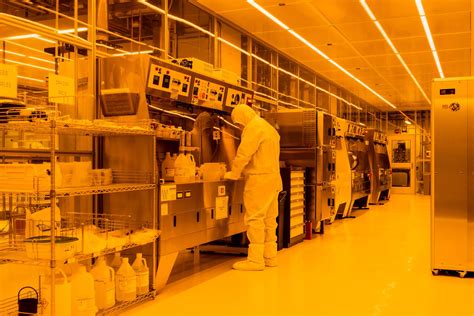 Amazon Joins Techs Great Quantum Computing Race WIRED
