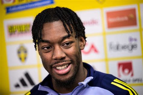 Football Anthony Elanga Recalled To Jon Dahl Tomassons Sweden Squad