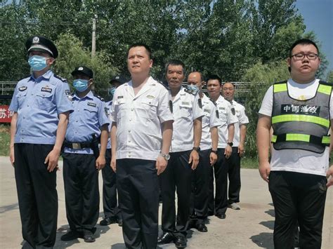 蔡甸区开展汉江“十年禁捕”人工增殖放流 暨航道整治生态补偿活动交通运输新闻中心长江网cjncn