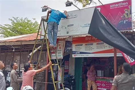 Ingat Tak Bayar Pajak Reklame Dibongkar Padek Jawapos