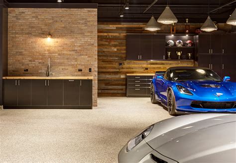 Heather Garage Industrial Garage Chicago By Redux Interior