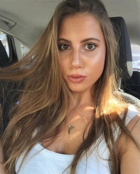 Picture Of Kati Garnett