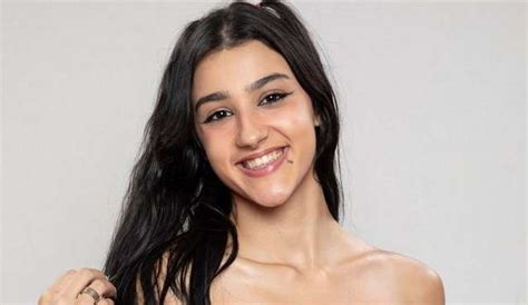 A Fazenda 14 Bia Miranda Dança Hit De Avó Na última Festa Do Programa