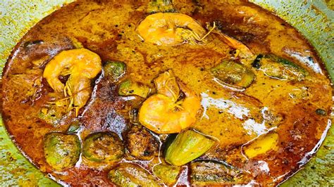 Traditional Bengali Recipe Potol Chingri Pointed Gourd Masala Curry