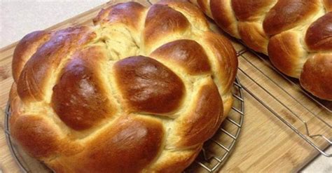 Two Challahs For A Peaceful Shabbat Enjoy The Weekend Everyone 👍👍