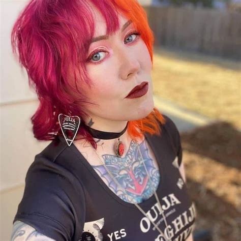Tricia Tricialorrene • Threads Say More