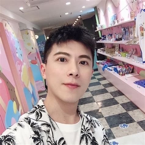 聽說脆可以徵友～ 我能不能在今年年底前交到男朋友呢 🤣🤣