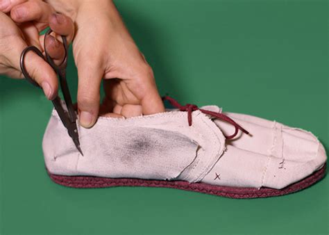 Disposable Canvas Layers Rejuvenate Model 1 Shoes By Lou Moria