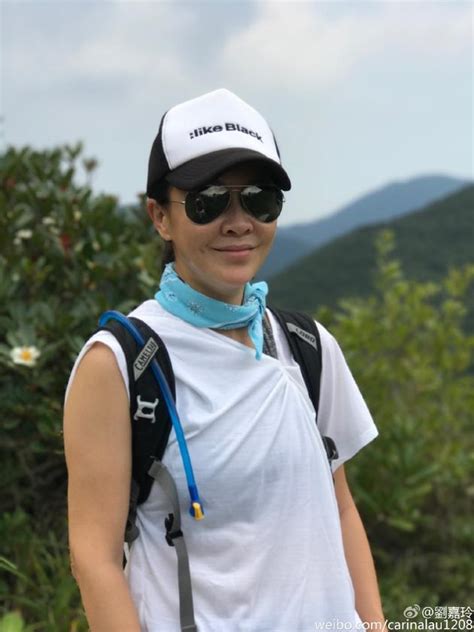 刘嘉玲晒登山视频邱淑贞微信公众号文章