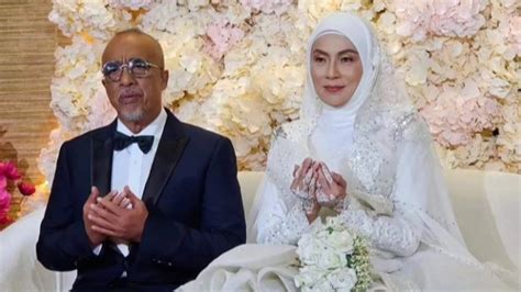Bimbing Isteri Ke Syurga Sabri Yunus Bawa Angeline Tan Mengerjakan
