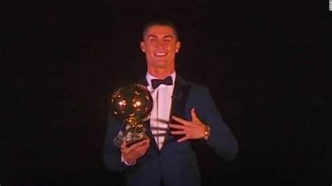 Cristiano Ronaldo Cierra Otro Año De éxitos Con Su Quinto Balón De Oro