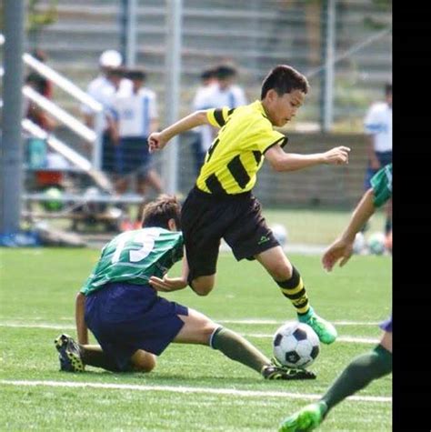 サイドハーフの役割とは？動き方やコツ【サッカーポジション】 Activel
