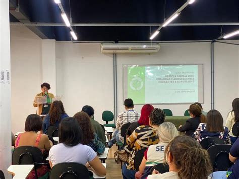 Uea Lança Edital De Mestrado Em Ciências Humanas Com Vagas Para Manaus
