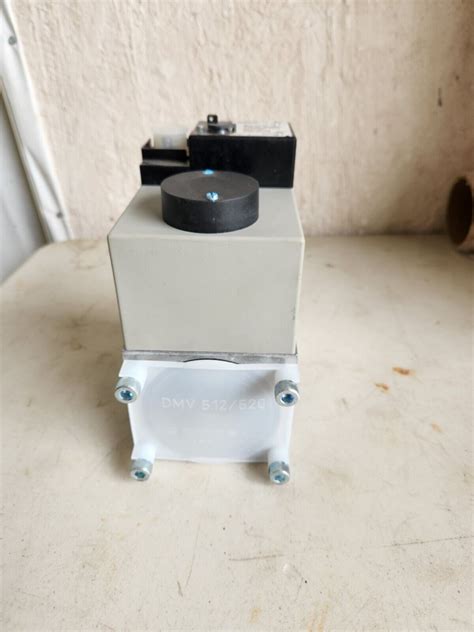 New Dungs Dmv D51211 Double Solenoid Valve 222336 Ebay