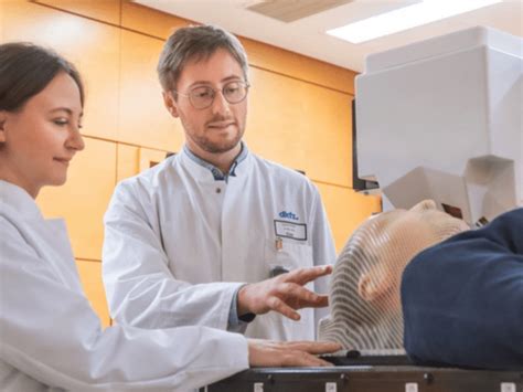 Small Cern Detector For More Precise Radiotherapy