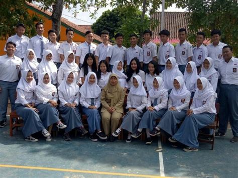 Daftar Tiga SMA Terbaik Di Sulut 2020 Berdasarkan Nilai UTBK Tagar